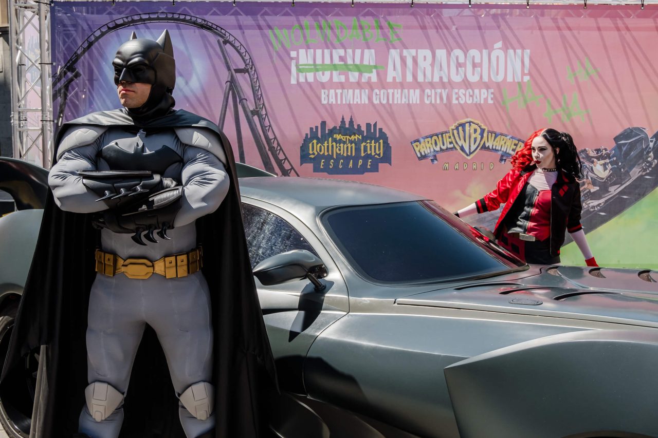 BATMAN, THE JOKER AND HARLEY QUINN IN A SPECTACULAR PARQUE WARNER ...